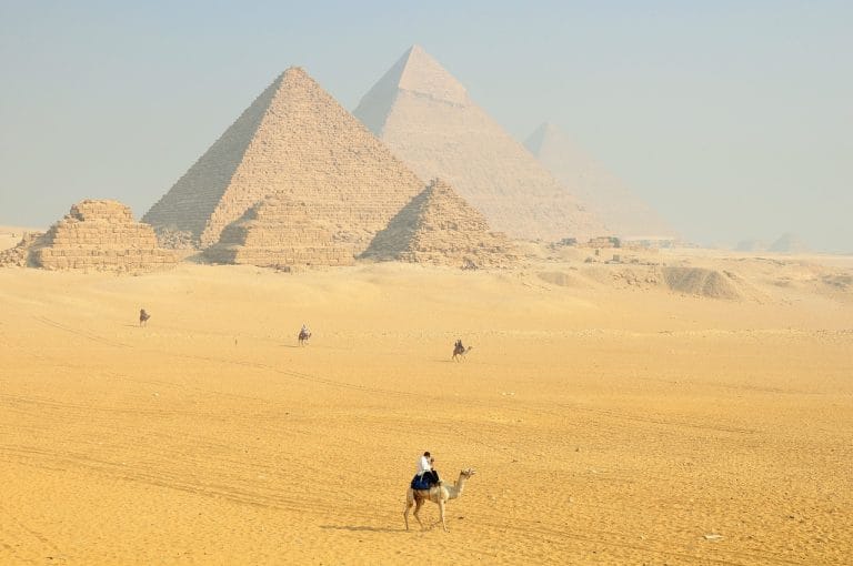Arquitectura Egipcia: Descubre sus Misterios y Grandiosidad