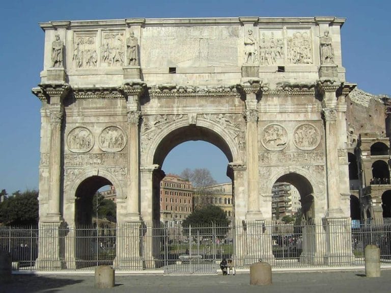 El arco en arquitectura y su uso a través de la historia