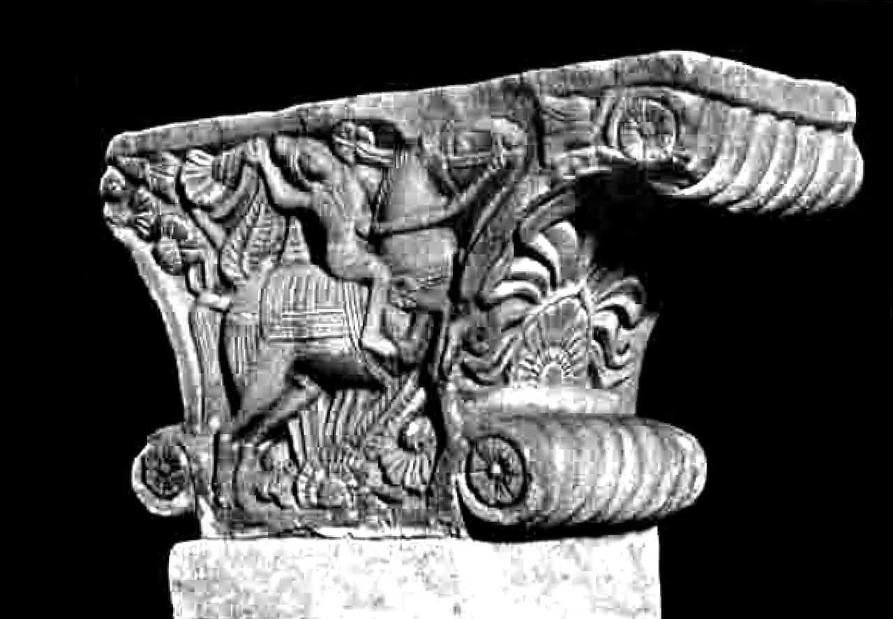 Capitel: La Corona Decorativa y Estructural de la Columna